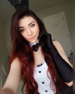 Wolfabelle Bio, Wiki, Age, Height, Career, Net worth, Place Of Birth ...