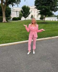 Jacqui Heinrich Wikipedia | Net Worth, Age, Bikini, Fox News, Career ...